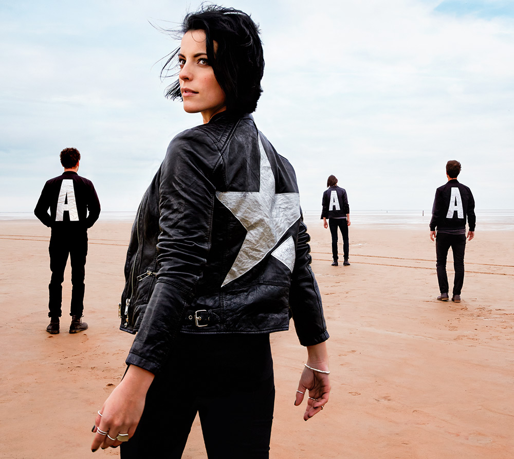 SILBERMOND - DIE OFFIZIELLE BANDHOMEPAGE!